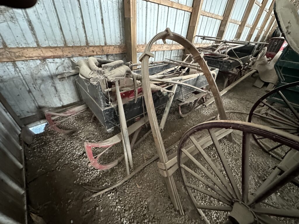 New never used bows - Waverly Sales