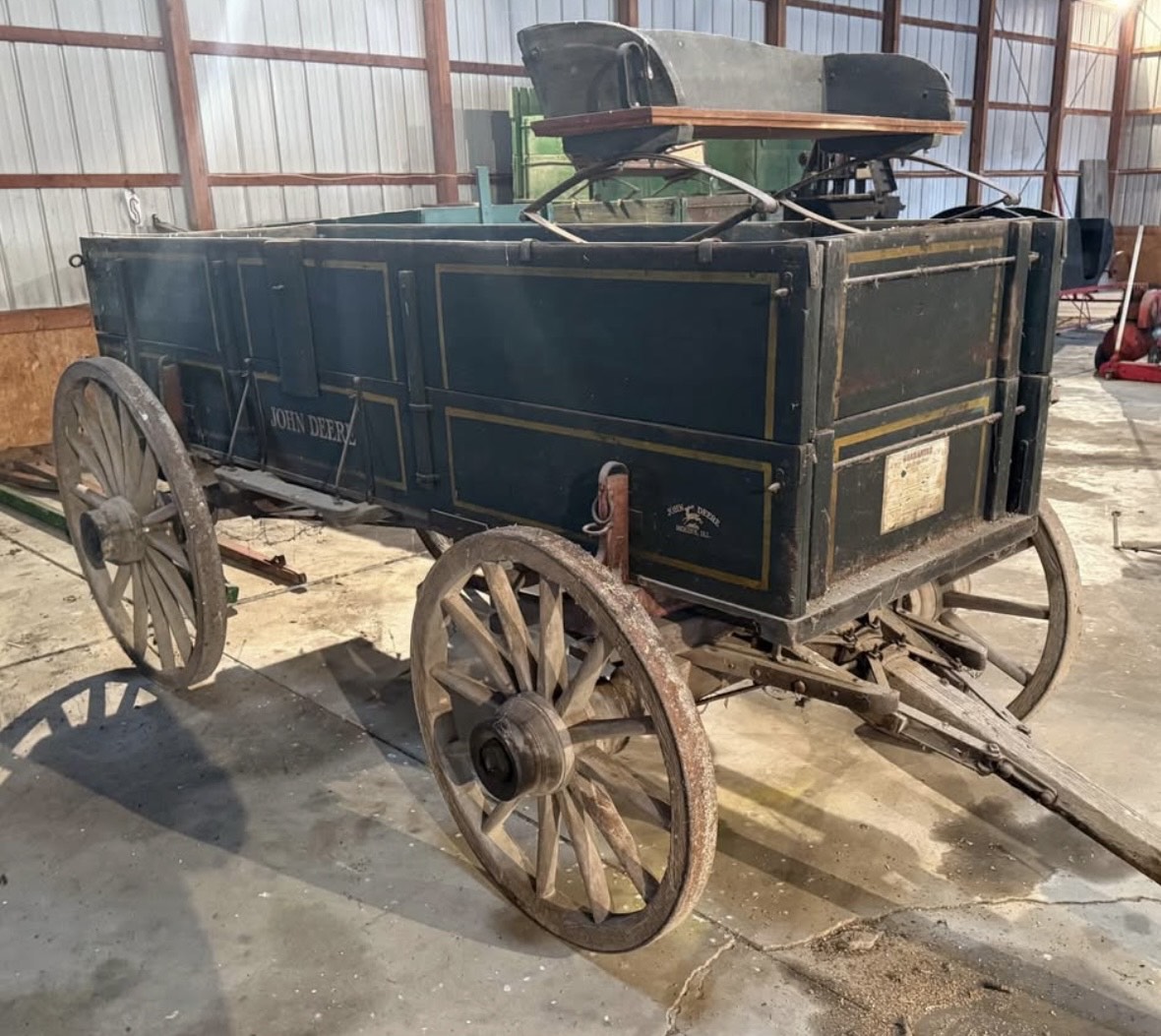 John Deere Wagon - Waverly Sales