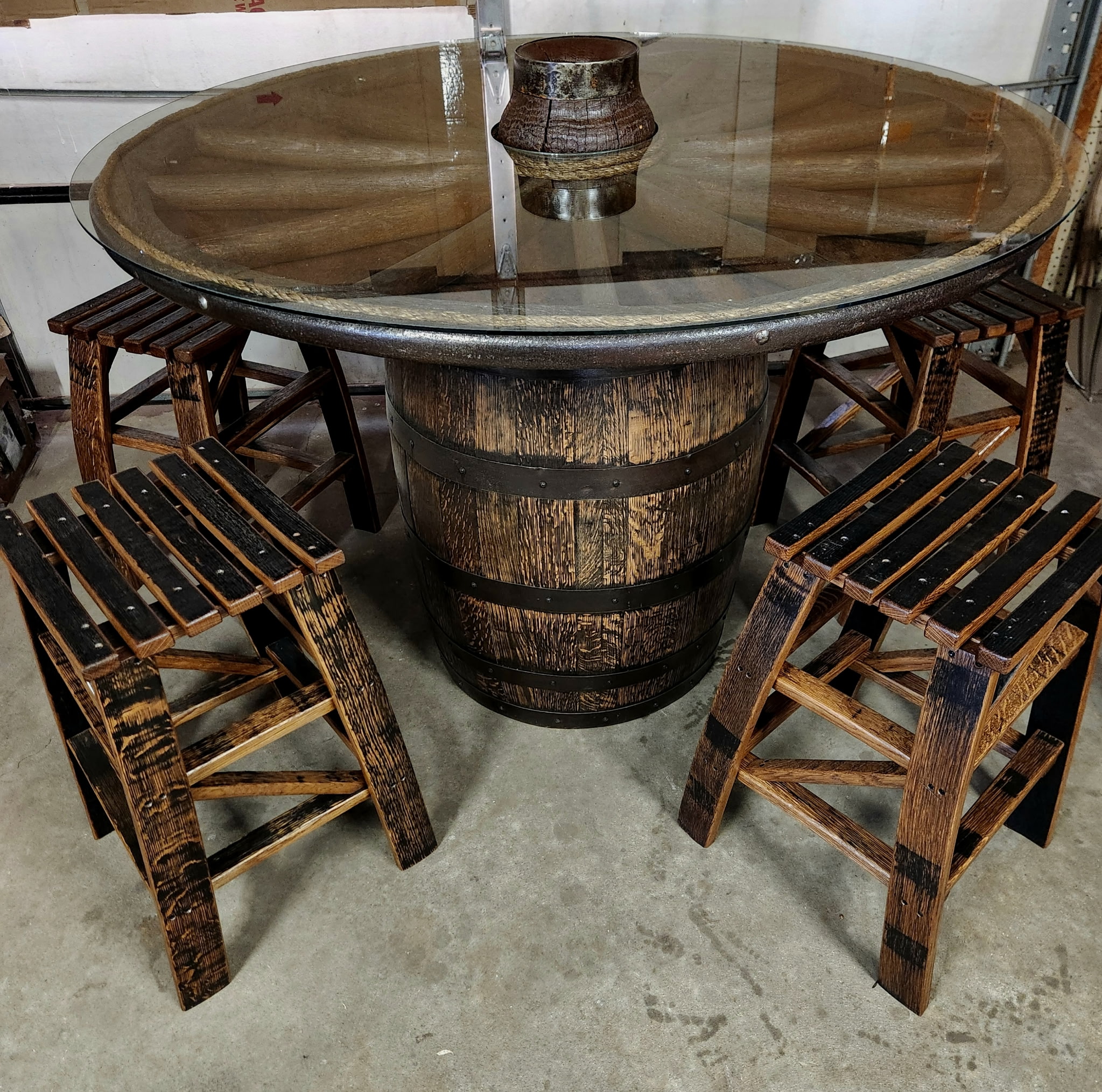 Wagon wheel barrel table and chairs - Waverly Sales